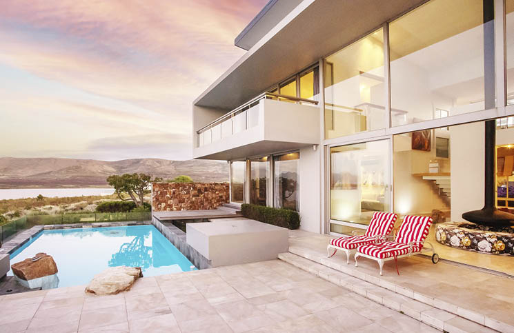 New Luxury Holiday Accommodation in Hermanus at Benguela Cove